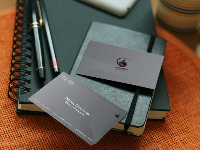 A premium quality business card that will make your profile exquisite ...