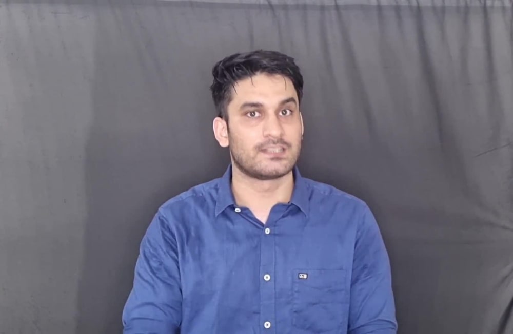 An experienced Communication Trainer and English Tutor | Upwork