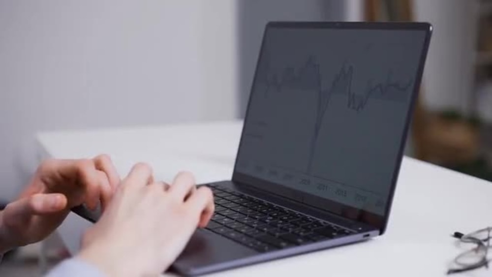 A Data Entry & Analysis Services for Simplified Data Management ...