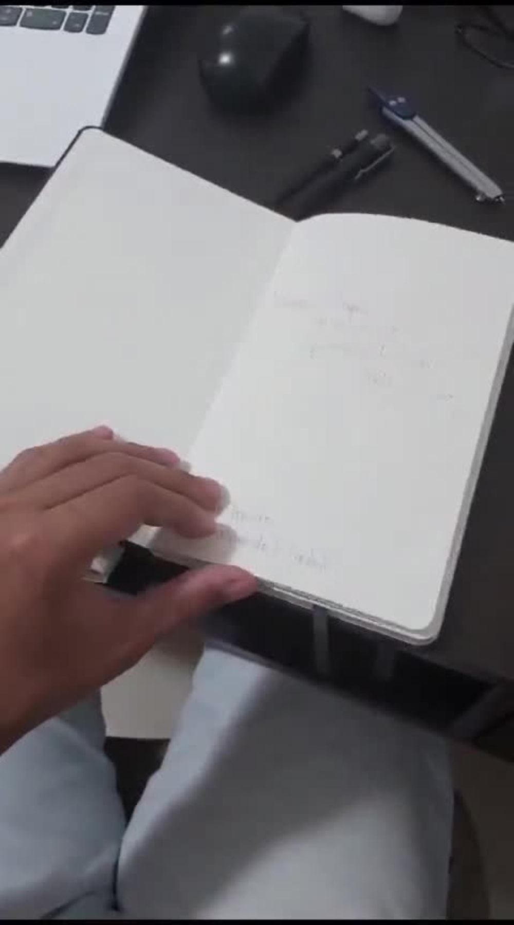 A dimensioning of 3D models using orthogonal projections and ...