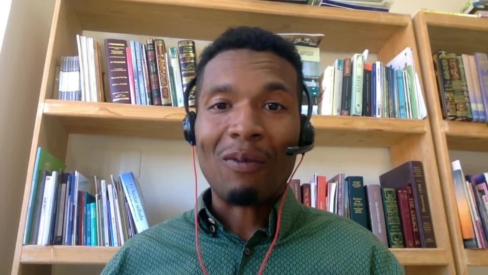 An experienced Native English tutor; take your English to the next level! | Upwork