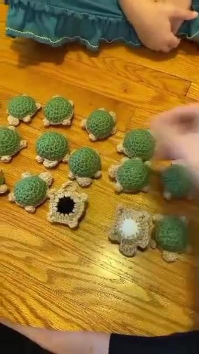 A well-written amigurumi crochet patterns with picture tutorials and ...