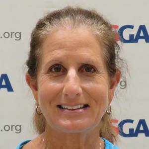 Adrienne Maclean's Instagram, Twitter & Facebook on IDCrawl