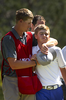 Scottie Scheffler and Davis Riley Advance to 36-Hole Final