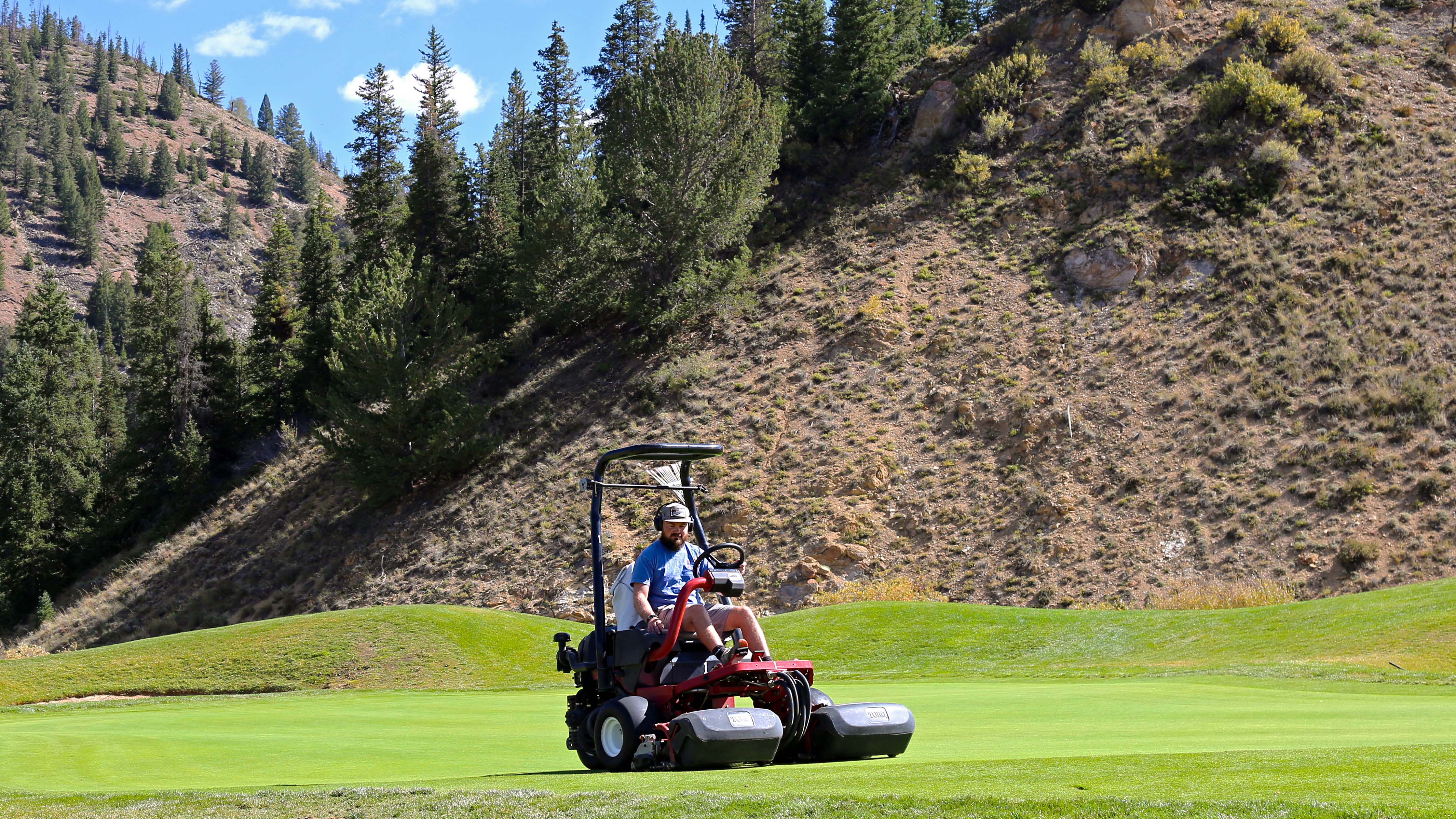 The Bumpy Road of Golf Course Maintenance on Rocky Ground