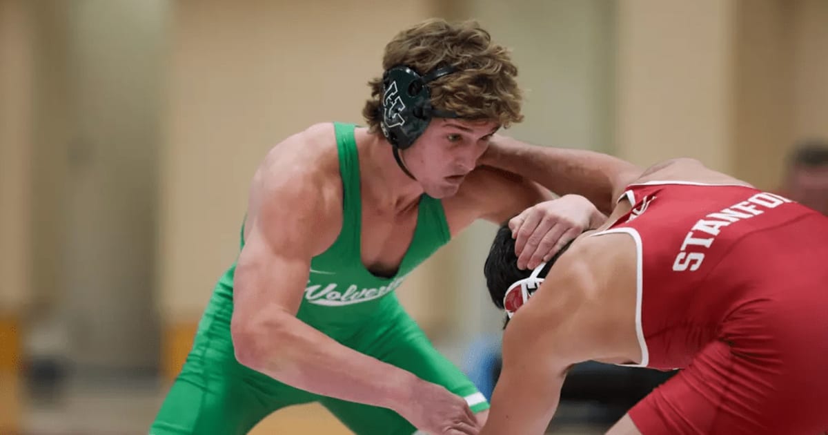 USA Wrestling | Utah Valley’s Barraclough carves his own legacy while ...