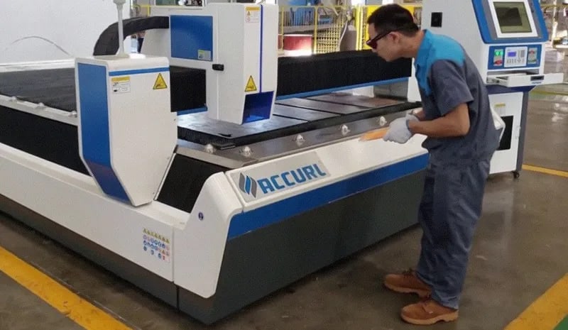 Safety Tips for CNC Machinists | UTI