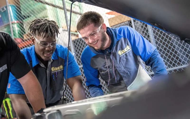 Technician Training With Virtual Reality in UTI’s Ford FACT Program | UTI