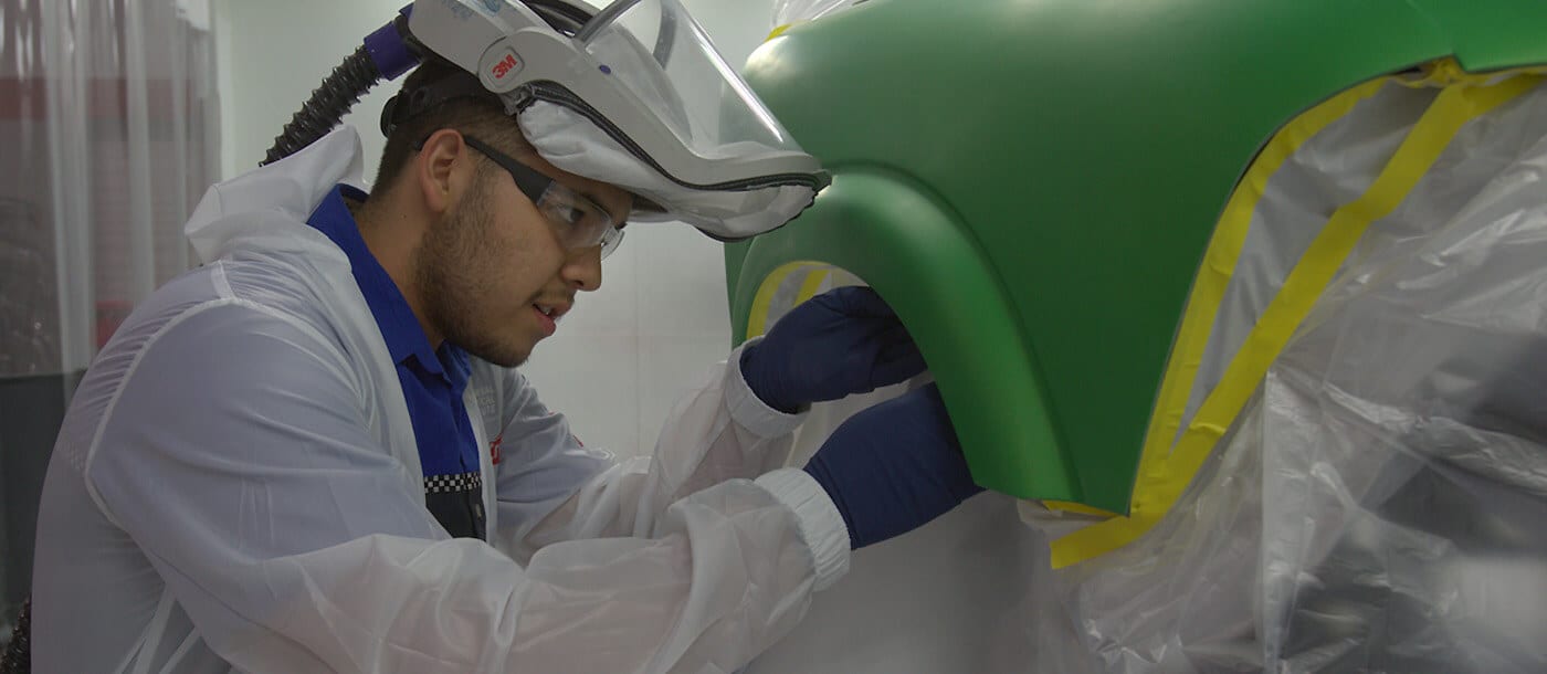 A Day in the Life of an Auto Body Technician - Duties, Salary & More