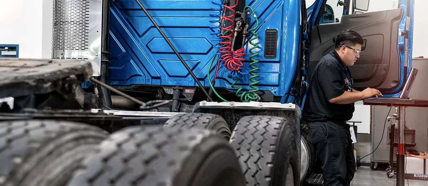 Diesel Mechanic Training at Universal Technical Institute