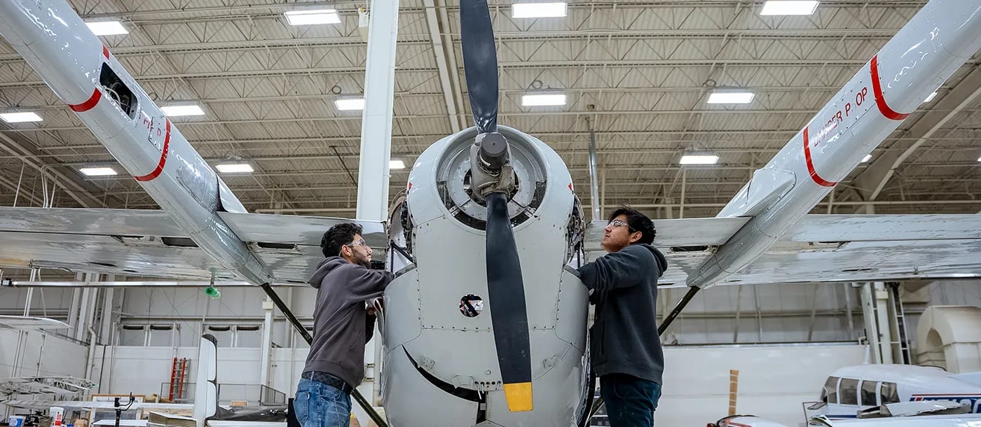 Aviation Mechanic School in Miramar, FL | UTI