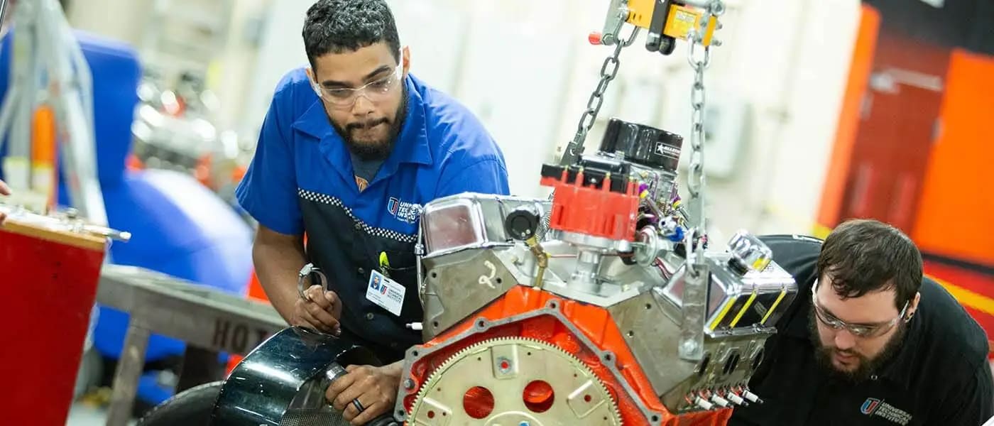 Auto Mechanic School in Orlando, FL | UTI