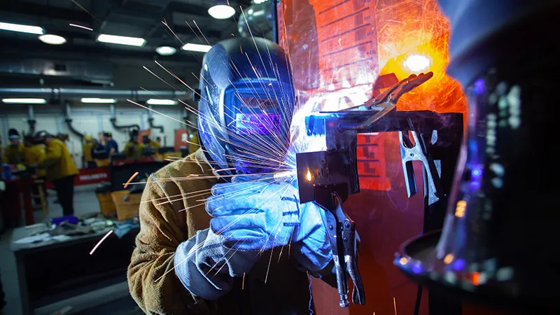 Welding School Near Mesquite, TX | UTI