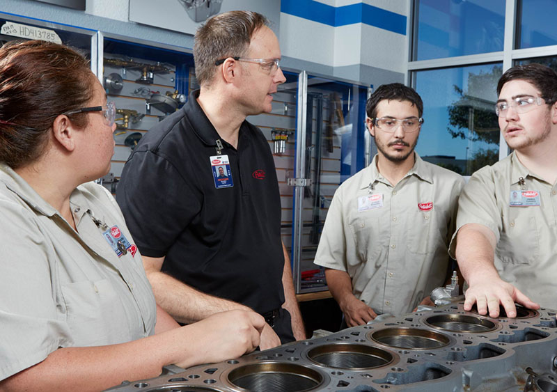 Diesel Mechanic School in Dallas/Fort Worth, TX | UTI