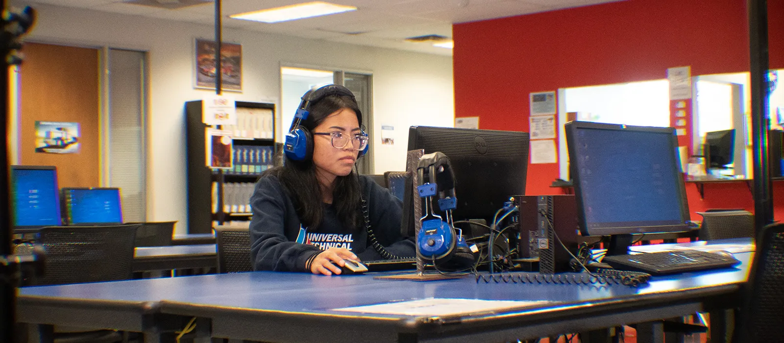 5 Tips to Succeed in Automotive Mechanic School | UTI