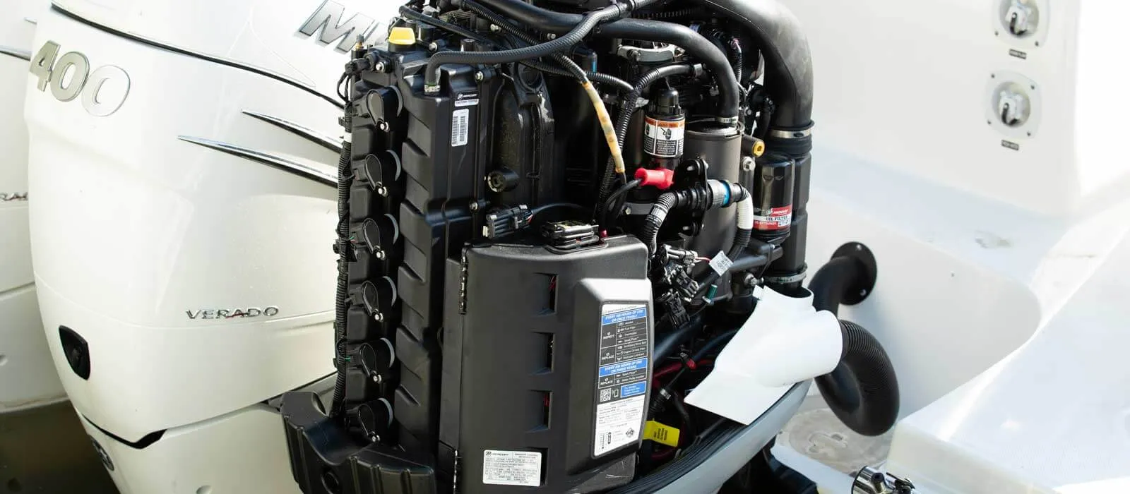 What Is an Outboard Motor & How Does It Work? | UTI