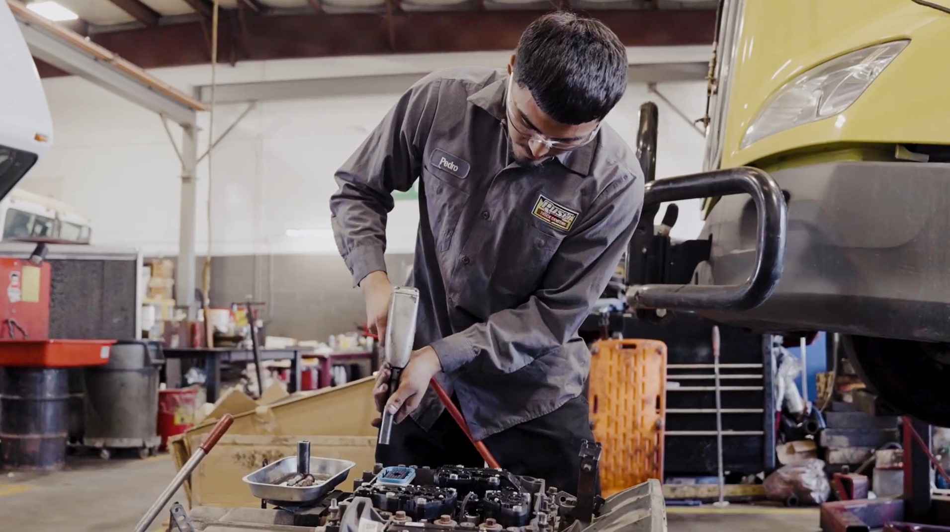 7 Trade School Programs To Learn Career Skills | UTI