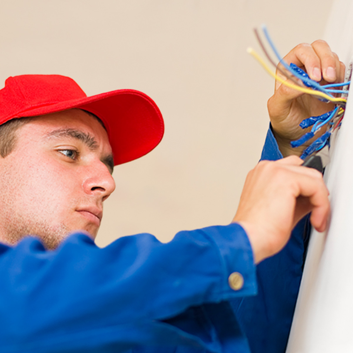 How to Read Electrical Schematics | UTI