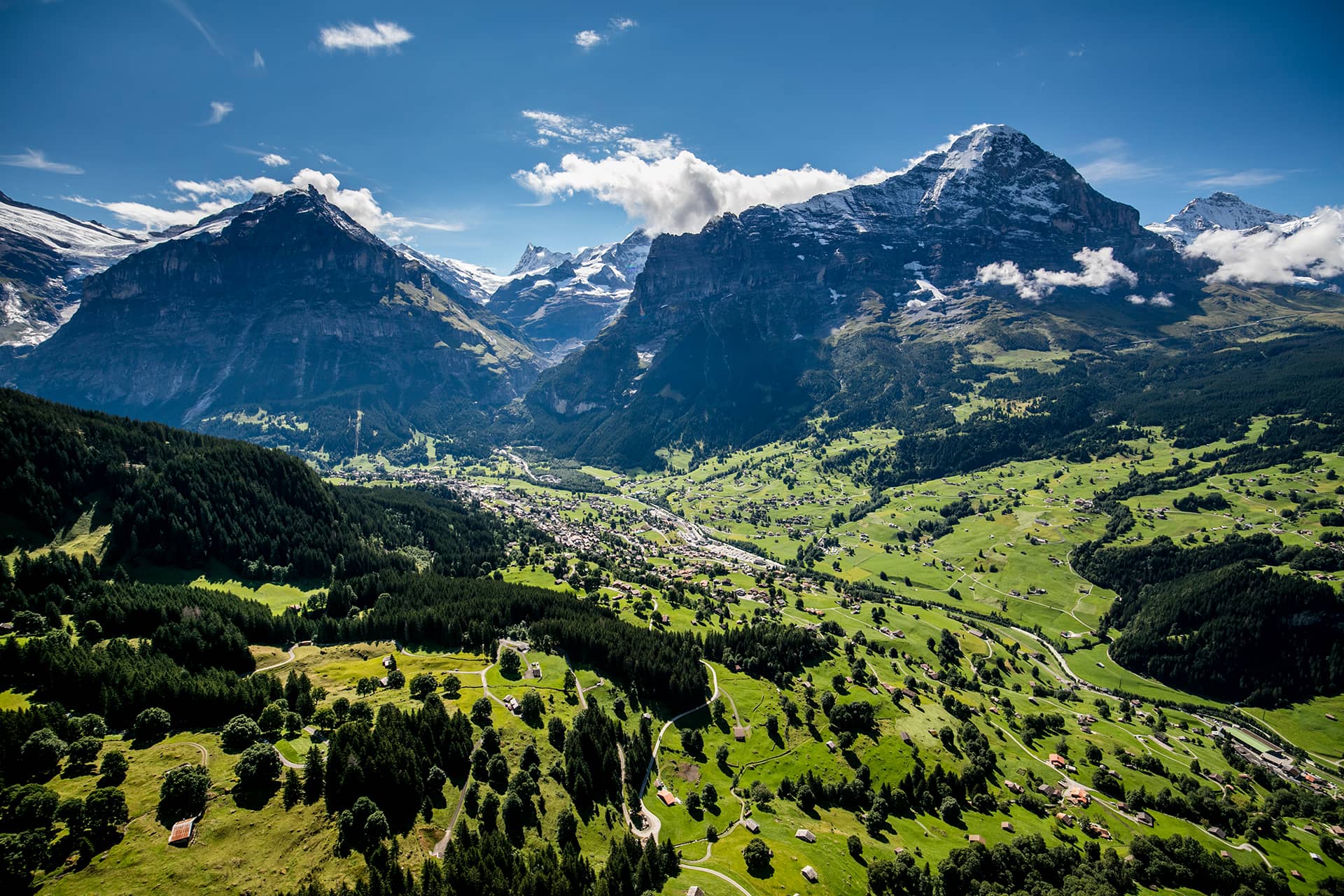 UTMB Live - Eiger Ultra Trail by UTMB 2025 - Trail Surprise