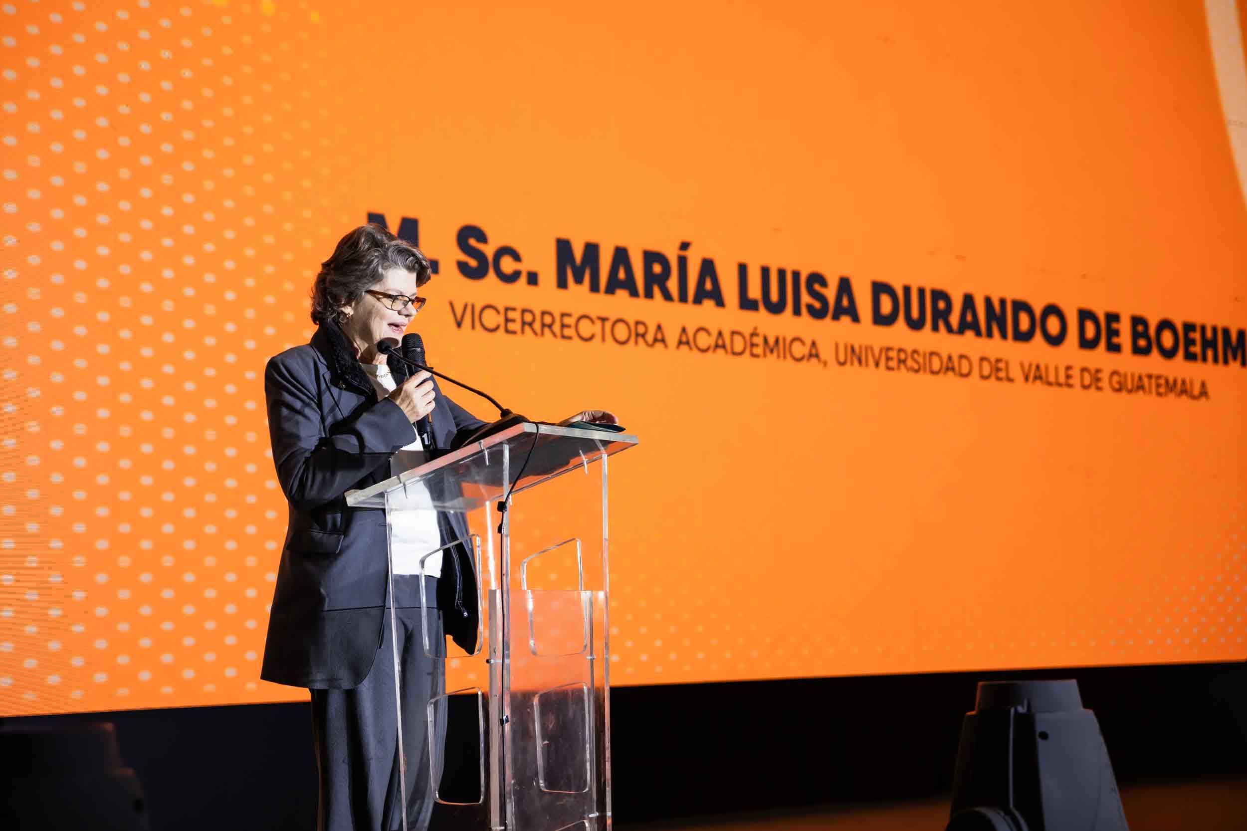 Becas Fundación JBG y UVG: 24 años de brindar oportunidades a ...