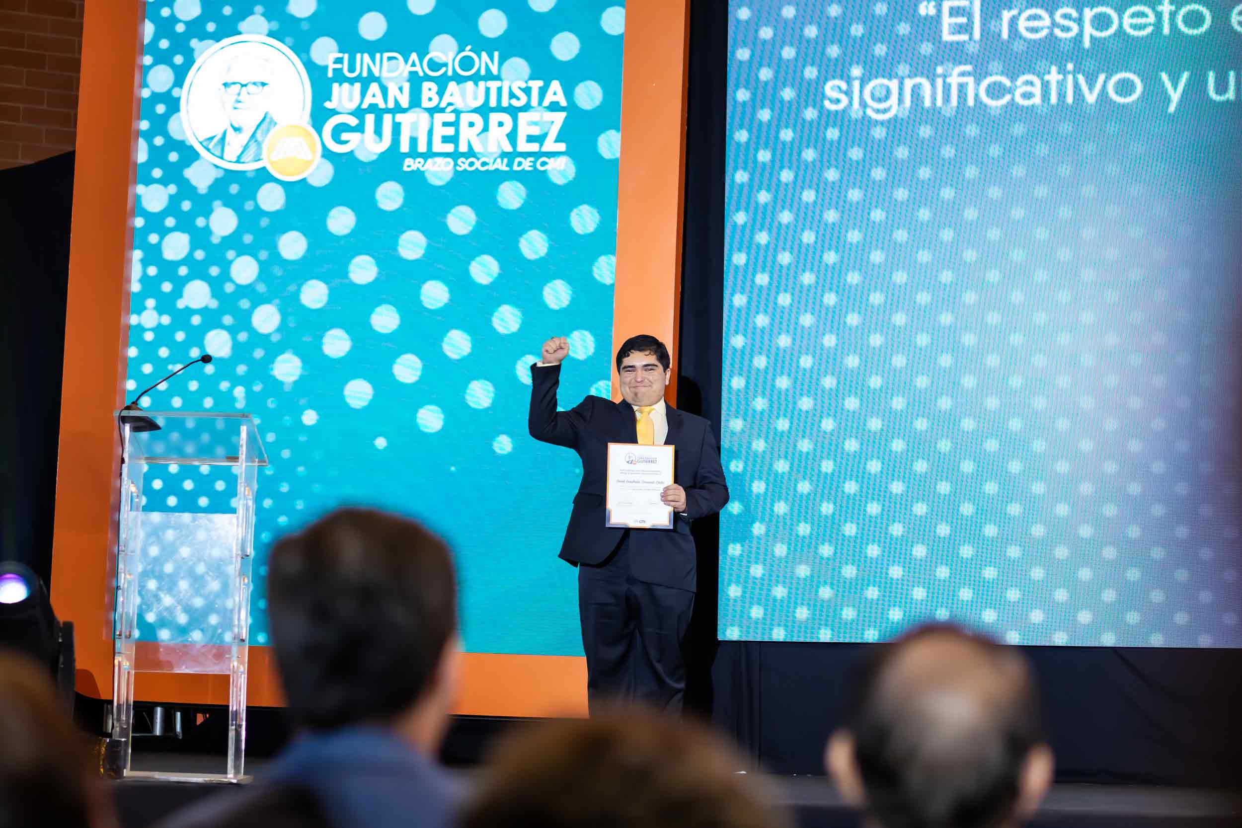 Becas Fundación JBG y UVG: 24 años de brindar oportunidades a ...