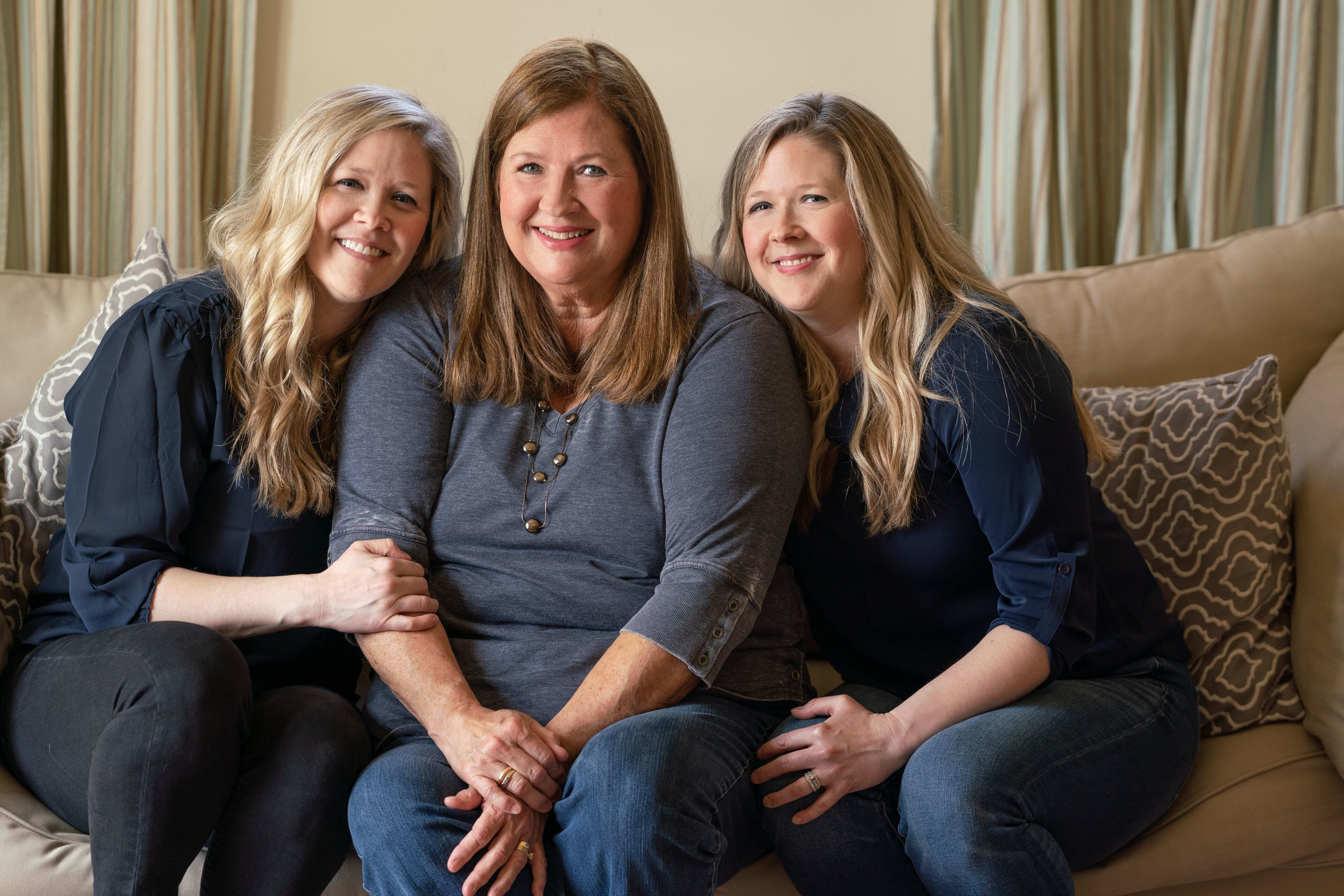 Twin sisters follow mom’s footsteps, become UW Health nurses | UW Health