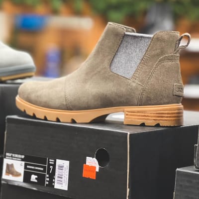 Thompson Shoes | Official Website | Waverly, Iowa