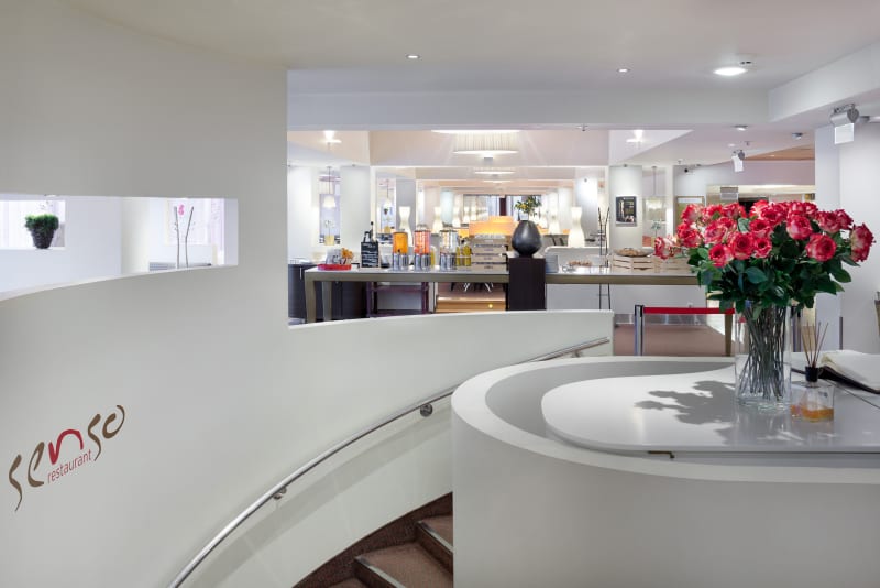 Restoran Senso - Broneeri laud - Tallinn Kesklinn | vabalaud.ee