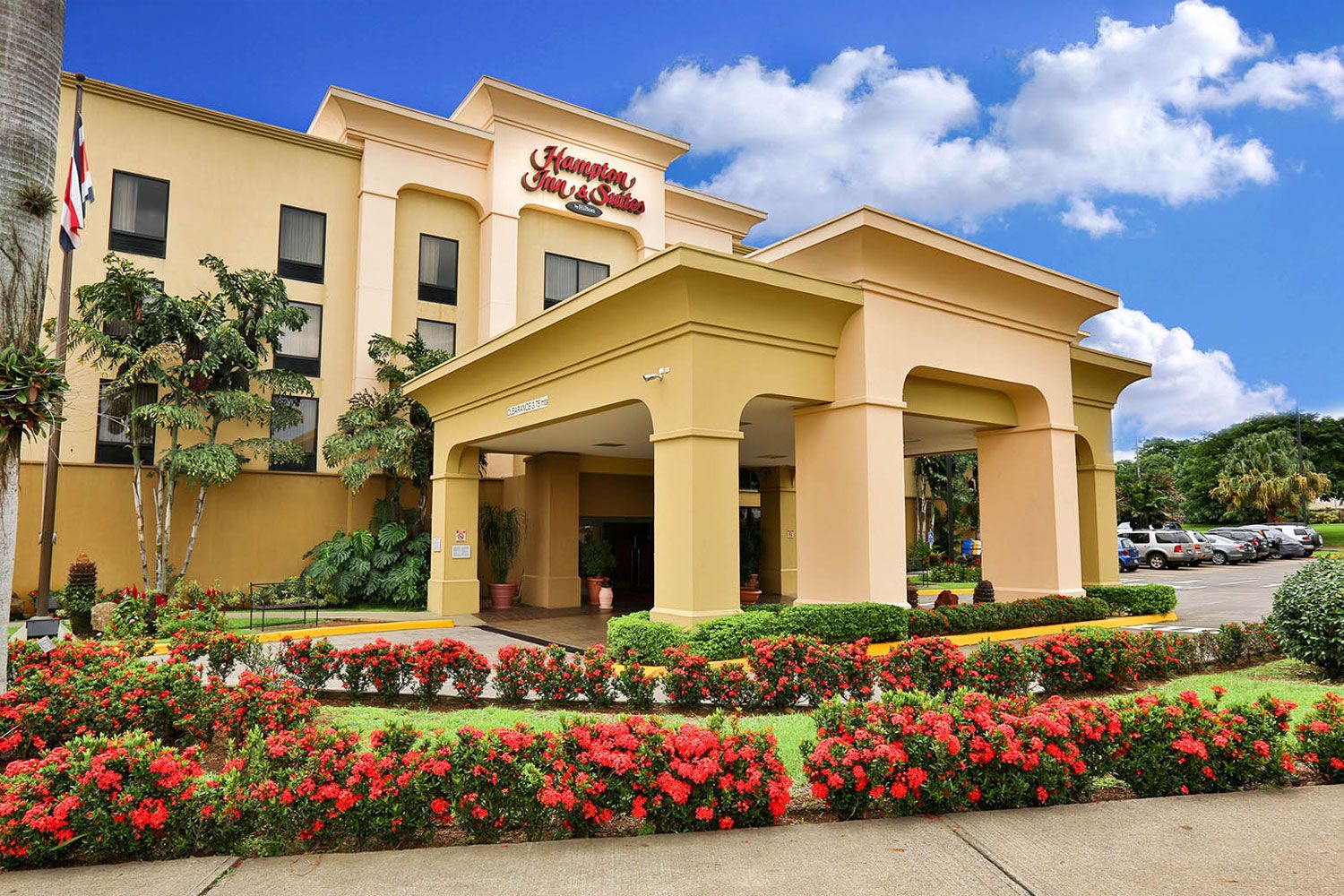San Jose Airport Hotels Costa Rica - Hampton Inn & Suites