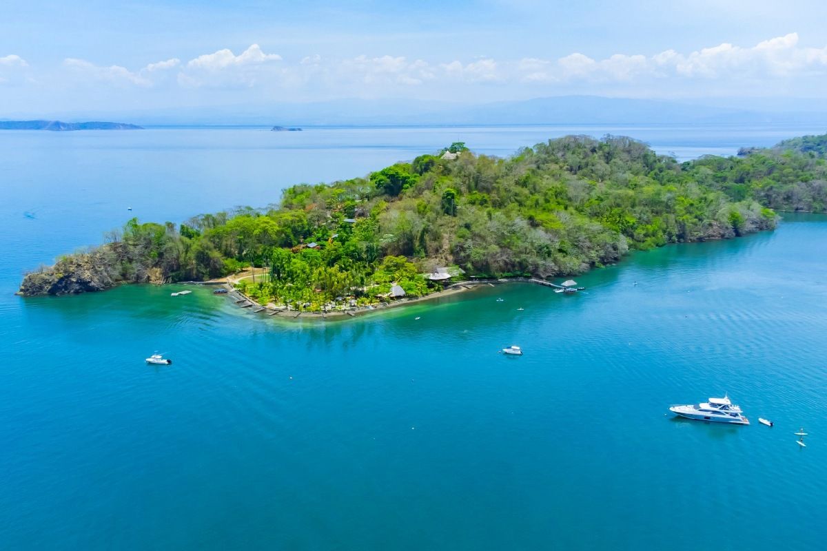 Isla Chiquita, Costa Rica: Beachfront Glamping