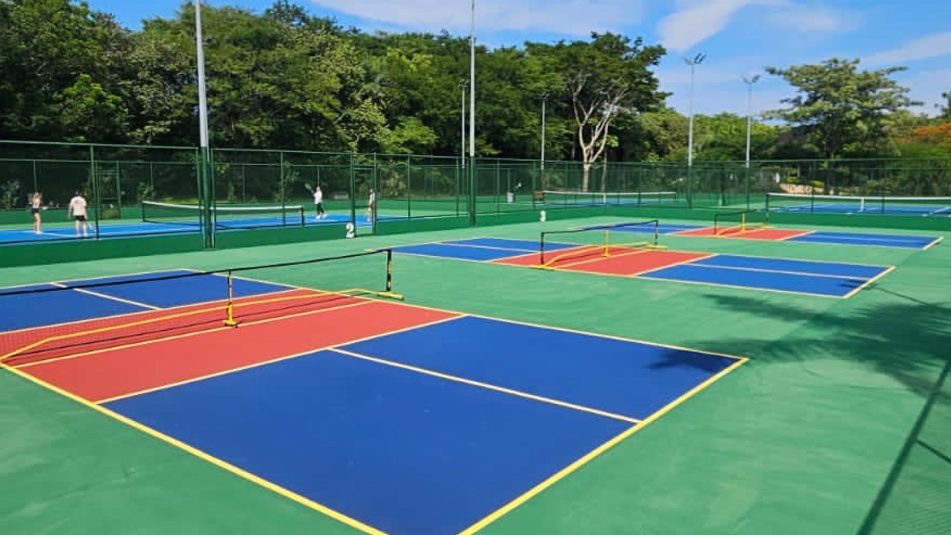 Pickleball in Costa Rica - Vacation Packages, Tips & Destinations