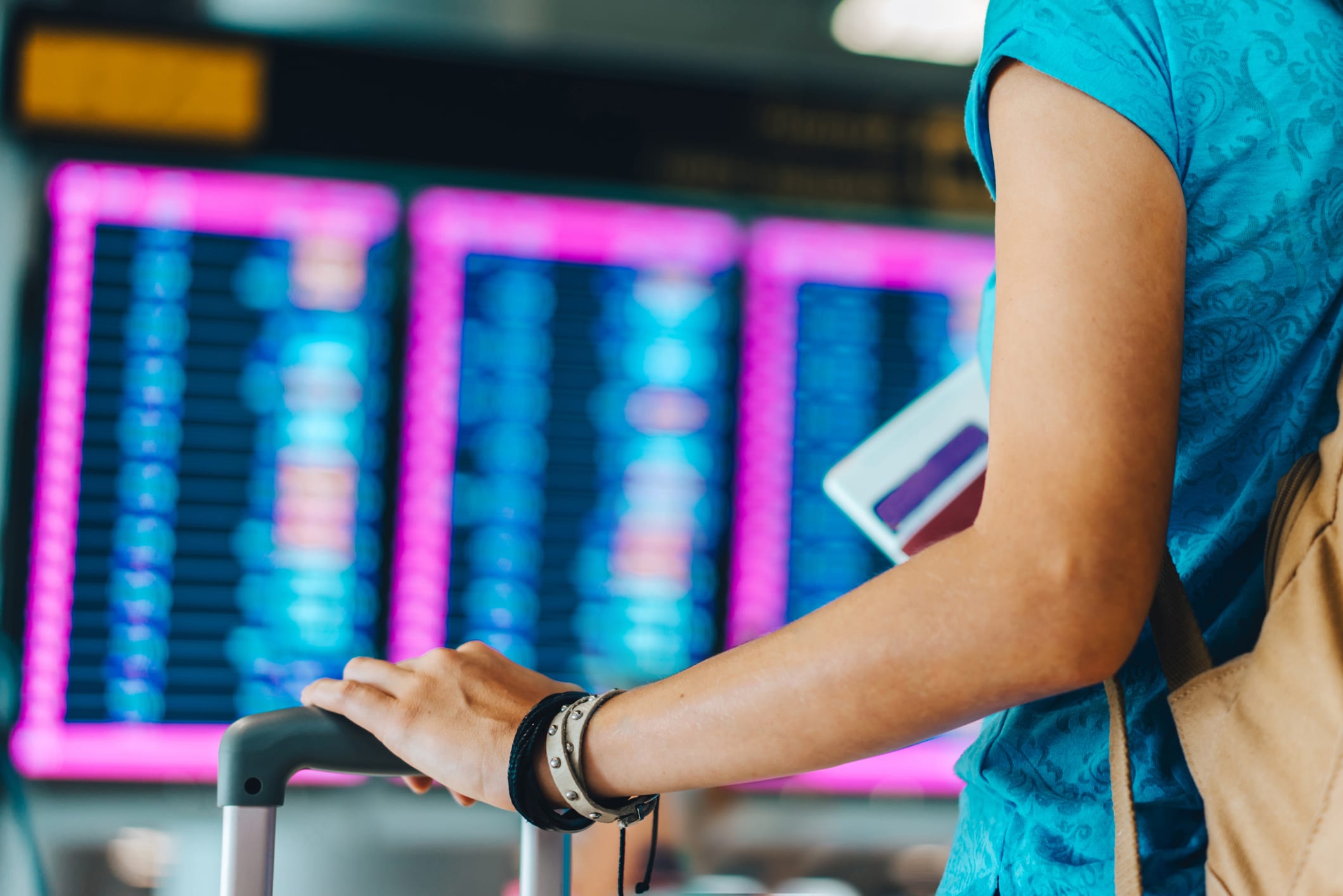 6 Easy Stretches to Do at Your Gate - Vacayou Travel Magazine