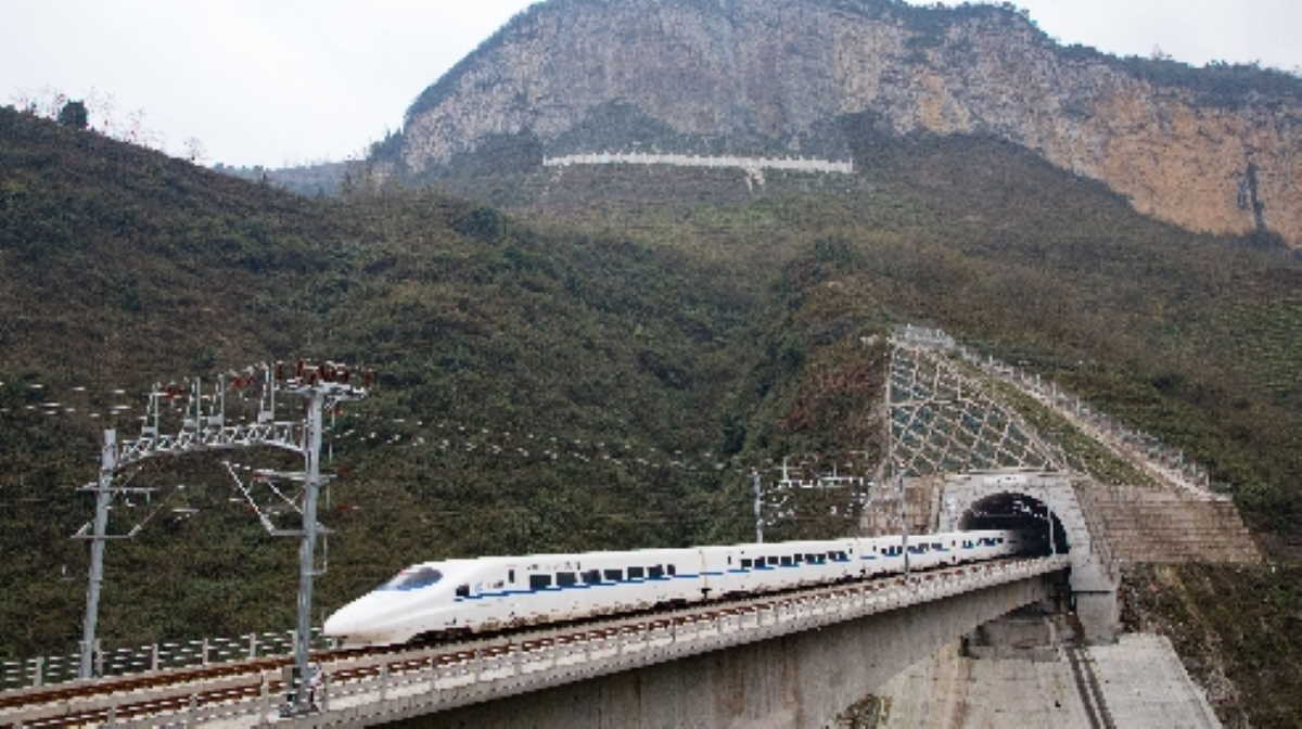 Tunnel construction completes on high speed railway to China Vietnam ...