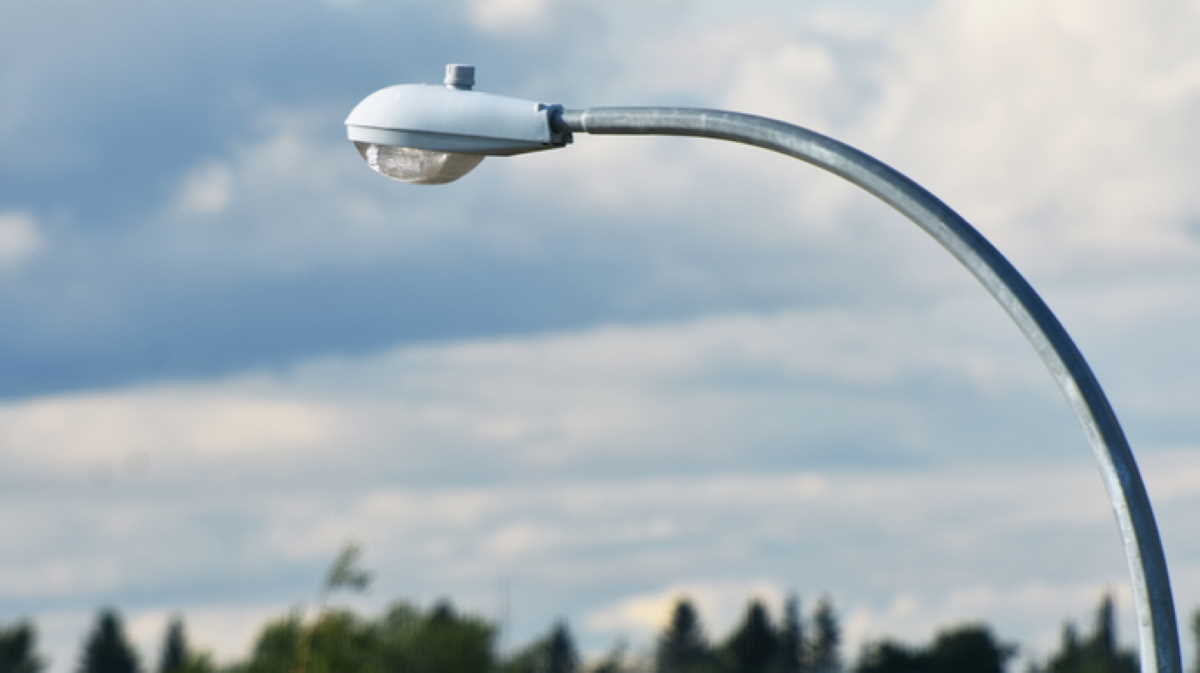 New York: More than 286,000 LED streetlights installed under Smart ...