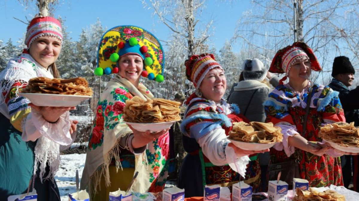 Moscows's Maslenitsa Festival, end of winter celebrated with pancakes ...