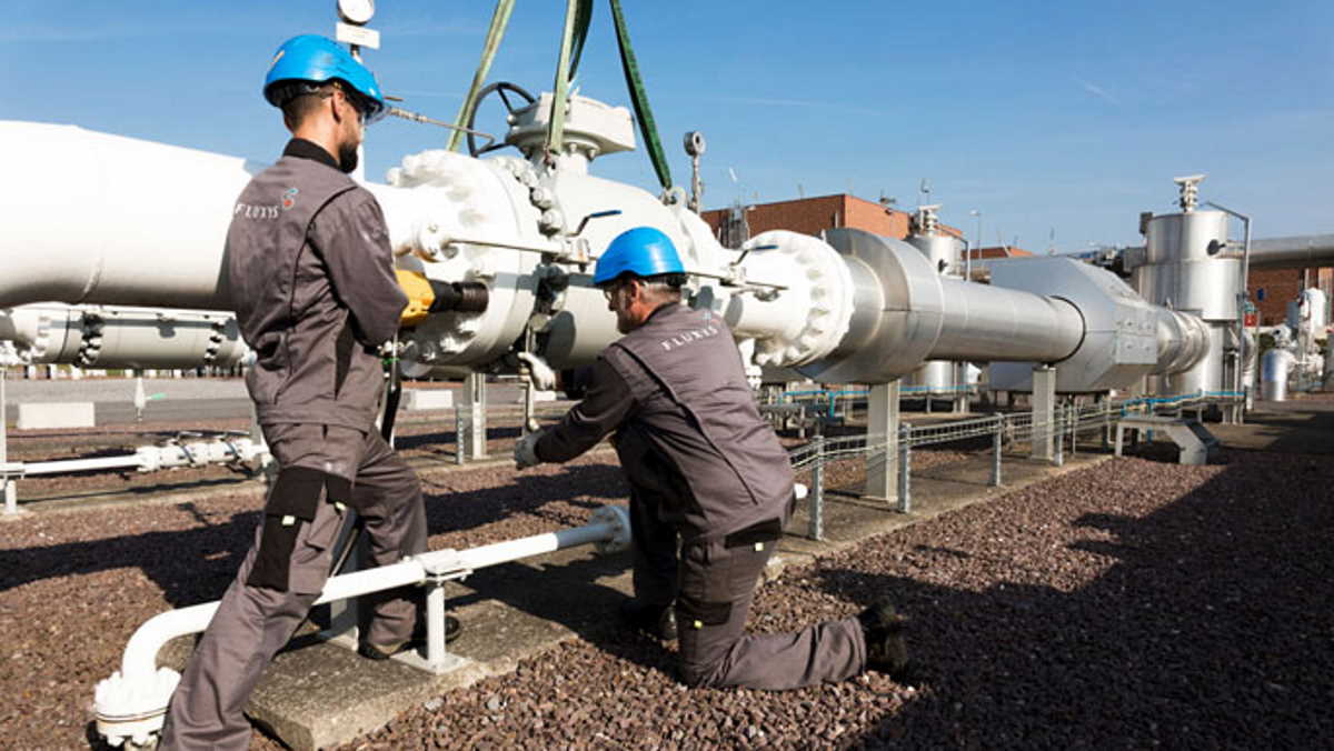 Fluxys to acquire Macquarieâ€™s stake in German TSO Open Grid Europe ...