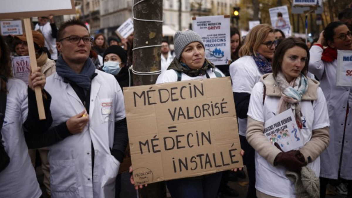 French doctors extend strike for another week | News | POST Online Media