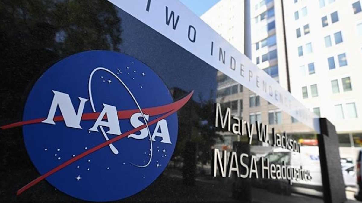 NASA delays astronaut moon landing to 2026 | Meantime | POST Online Media