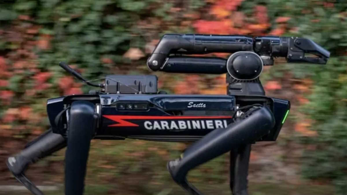 Saetta: Italy's first robot police dog | News | POST Online Media