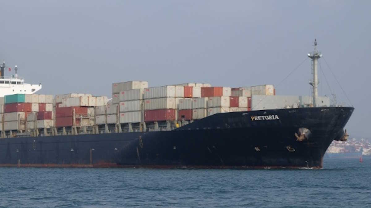 China-built container terminal starts operation in Egypt's Alexandria ...