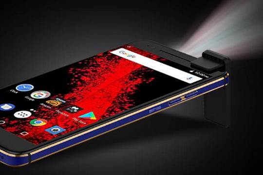 Movi Smartphone with built-in projector is perfect for movie fans ...