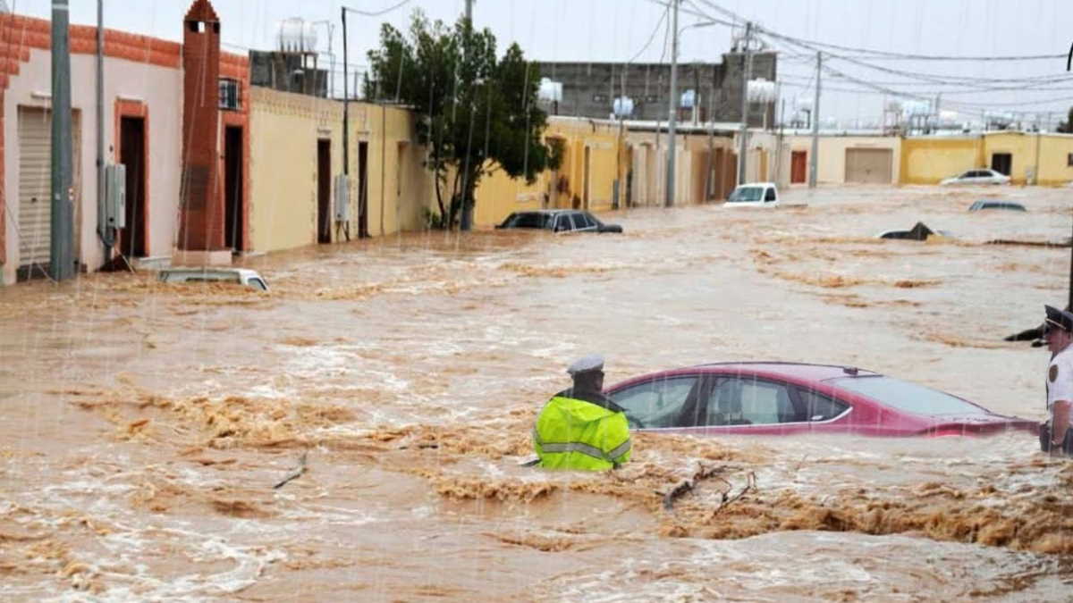 Heavy rain floods in Kuwait | News | POST Online Media