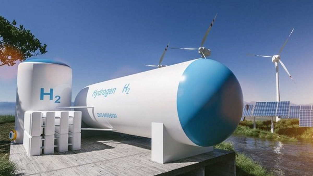 NEOM Green Hydrogen Company completes close of $8.4 billion in world's ...