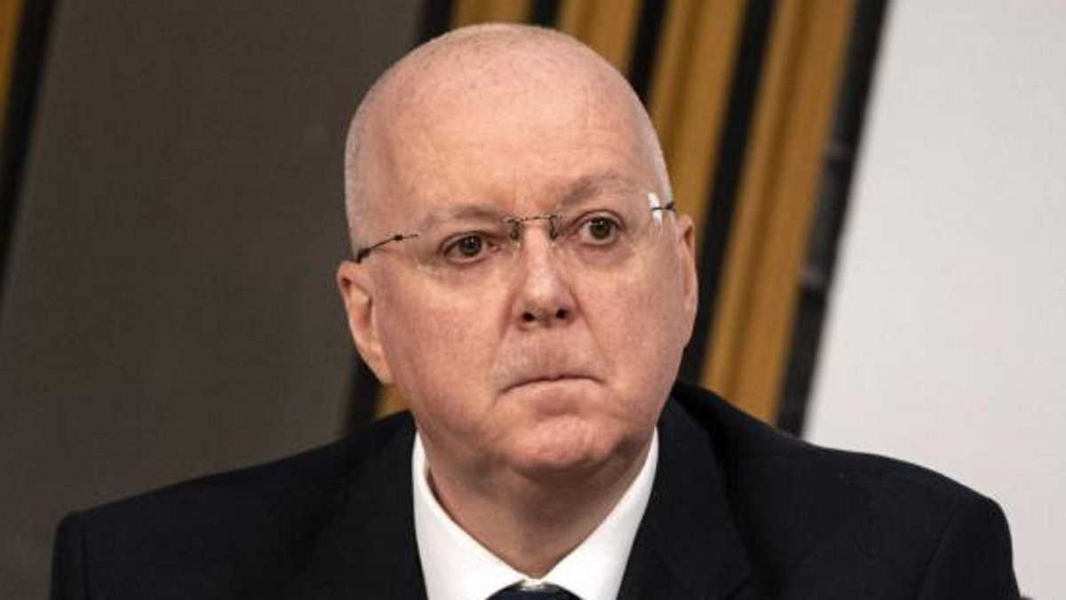 Nicola Sturgeon's husband Peter Murrell released without charge | News ...