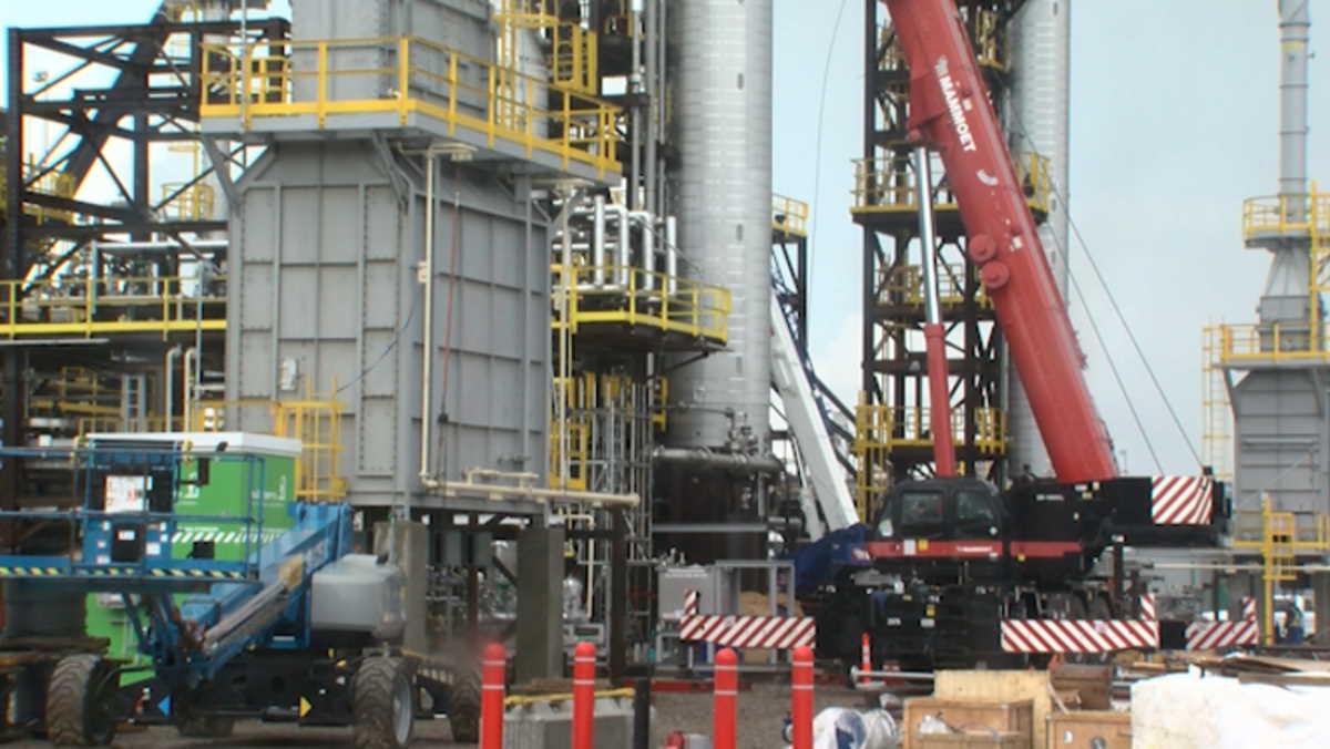 Canada’s first stand-alone renewable diesel refinery completed ...