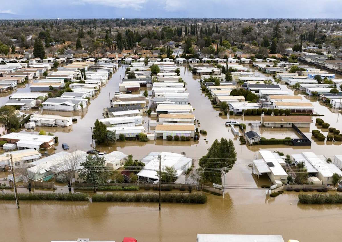 Record storms in California lead to surging deadly fungal infections ...