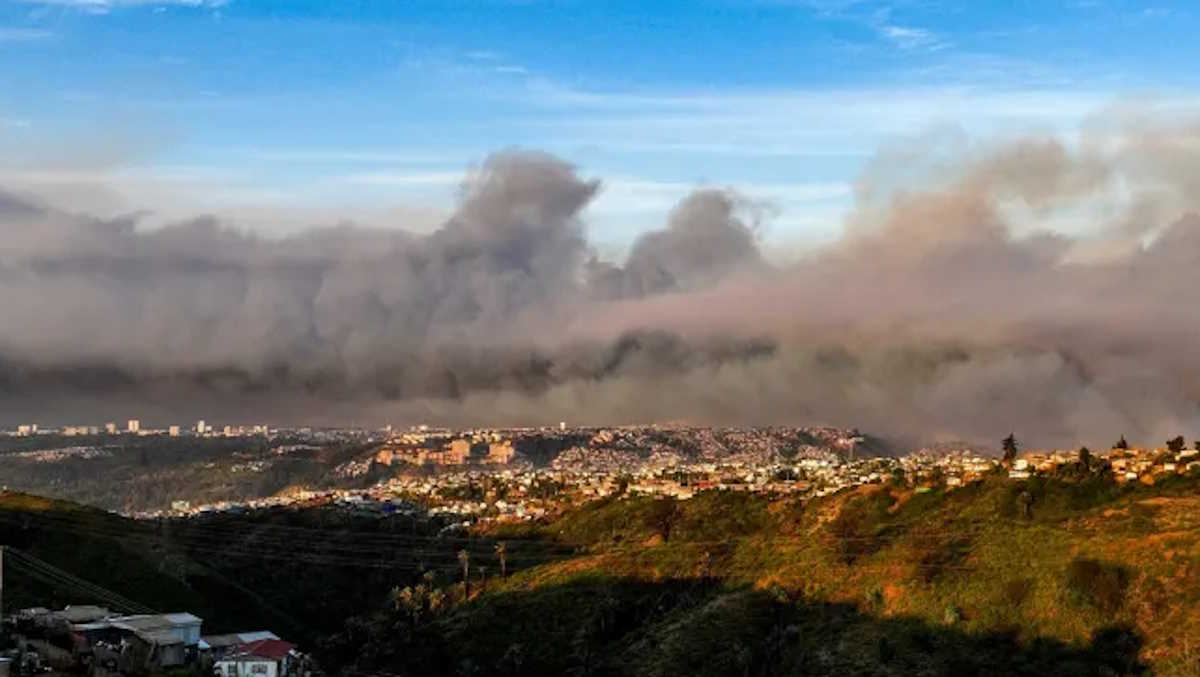 Death toll climbs to 99 in central Chile's raging forest fires | News ...