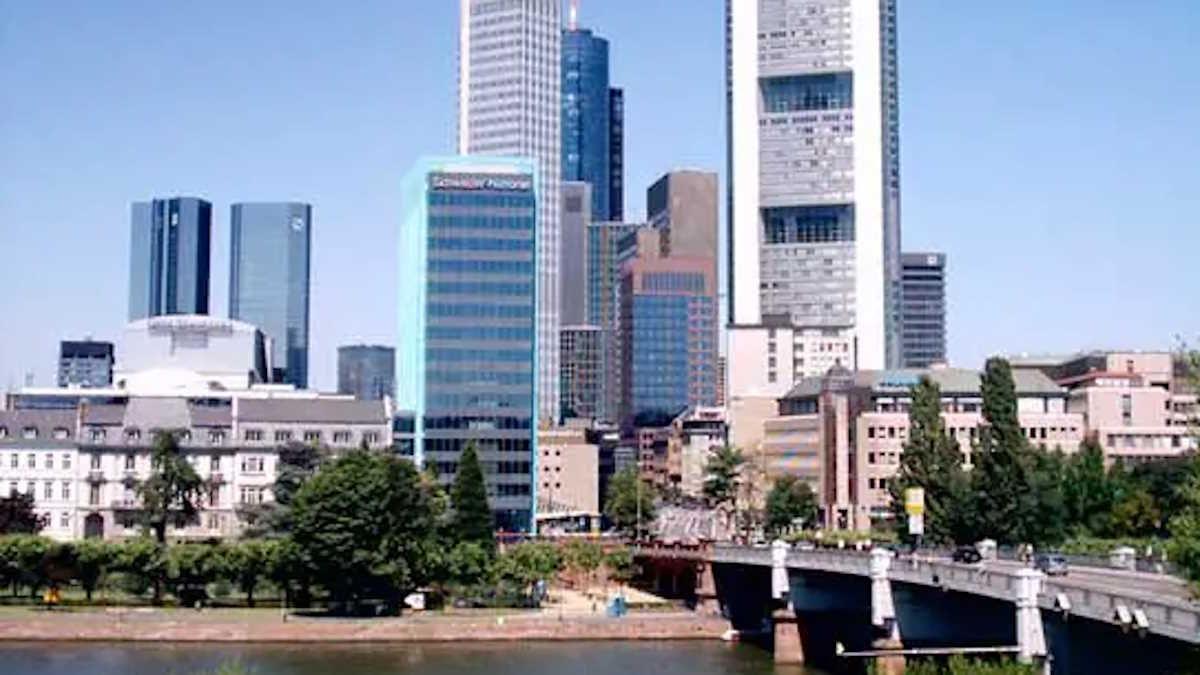 Commerzbank increases net profit for 2023 to €2.2 billion | Earnings ... Commerzbank increases net profit for 2023 to €2.2 billion | Earnings ...