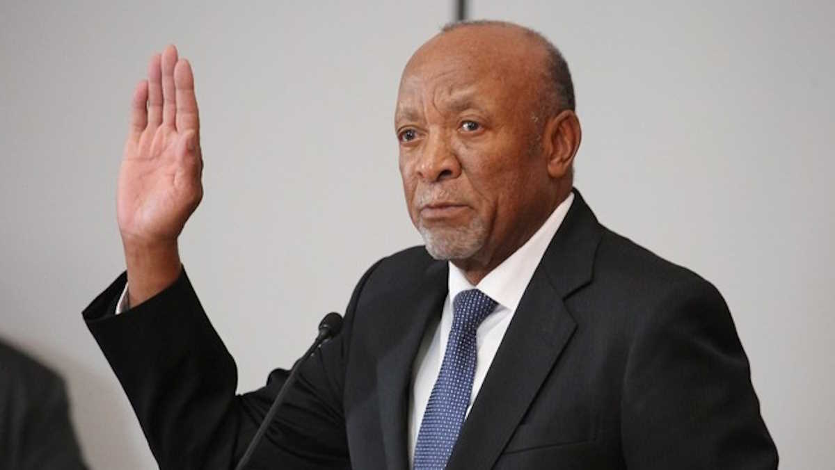 Nangolo Mbumba sworn in as Namibia's 4th president following passing of ...