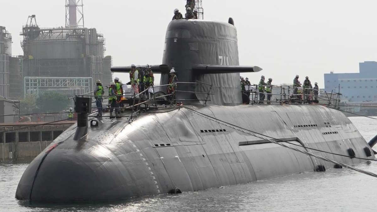 Taiwan tests home-built submarine | News | POST Online Media